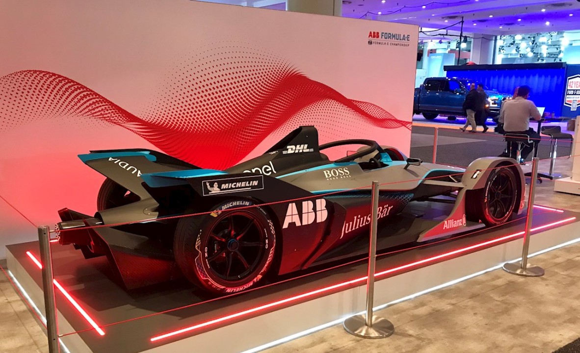 ABB 'ricarica' la Formula E